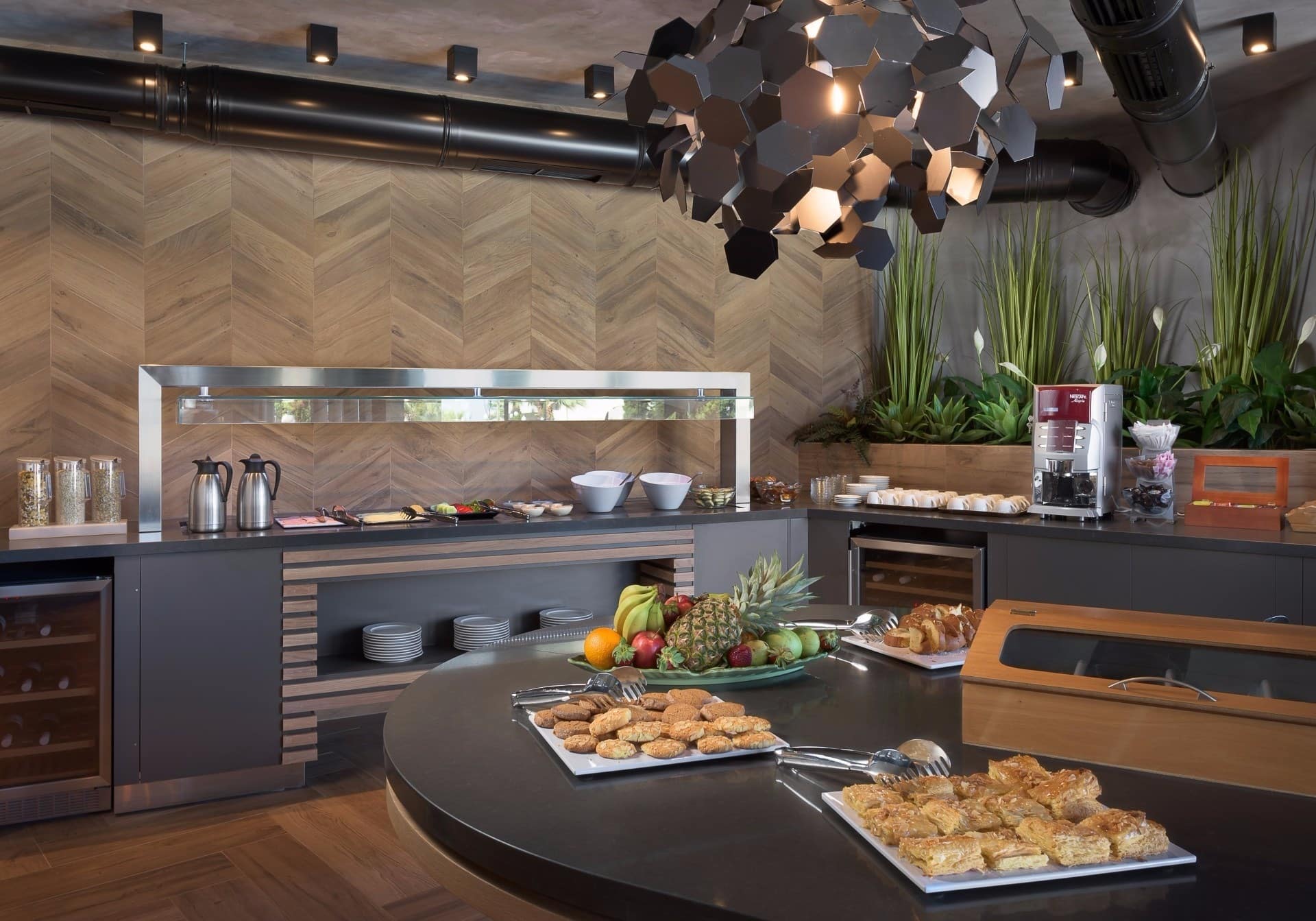 Aquamarine Snack Bar - Olympic Palace Hotel